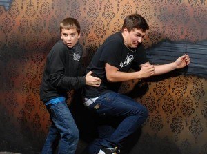 Scared Bros: 30 Hilarious Haunted House Pictures